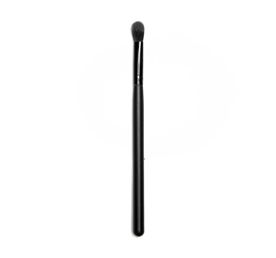 Morphe Deluxe Blending Fluff Brush MB13 | Glambot.com - Best deals on Morphe cosmetics