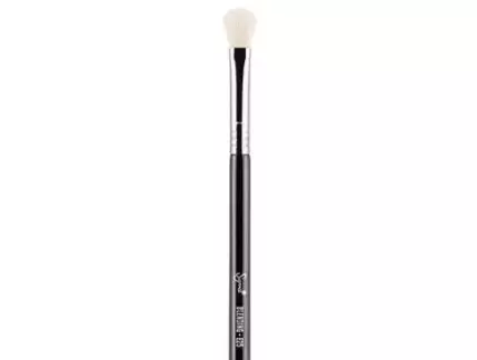Sigma Blending Eye Brush Chrome E25 | Glambot.com - Best deals on Sigma cosmetics