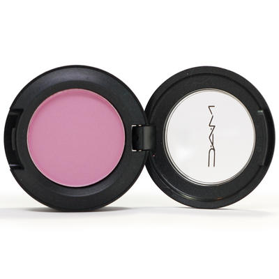 MAC Eyeshadow Miss Piggy Pink | Glambot.com - Best deals on MAC Makeup ...